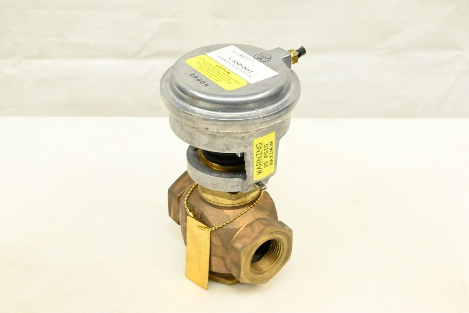 Johnson Controls VG7441NT+3008E : 2-Way 1" Cast Bronze Control Valve ...