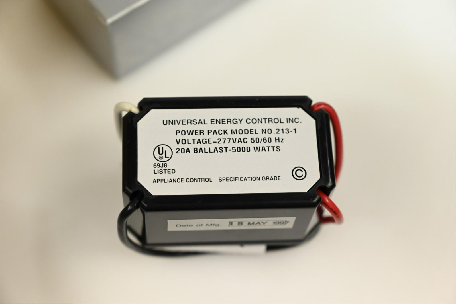 Universal Energy Control Inc. 213-1 Power/Switch Power, 277VAC, 50/60H ...